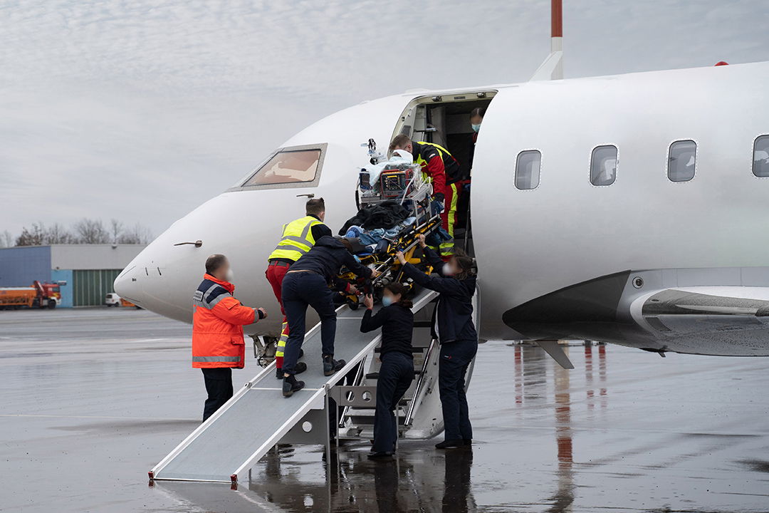 Cost of an air ambulance to or from Oman: all you should know