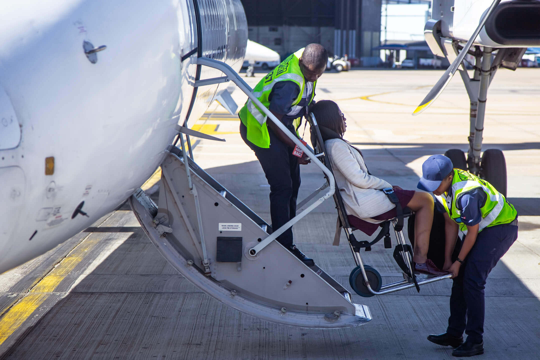How can a wheelchair-bound person fly? Safe air travel options explained
